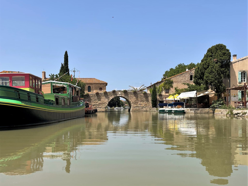 Le Somail, un incontournable du canal du Midi - Canal du Midi